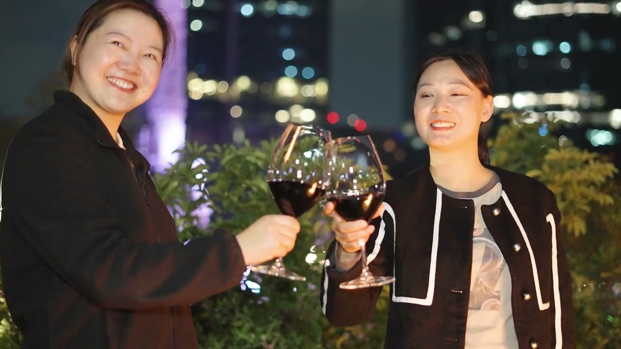 Prita Peng • Sales Director for Consumers MINI PCCYX Industrial