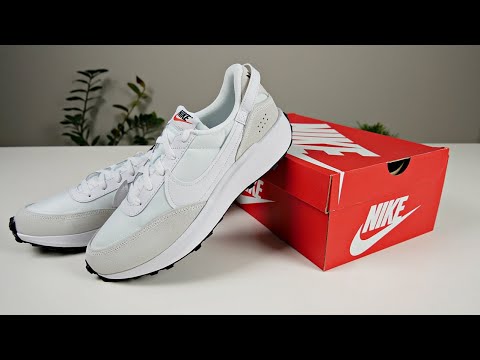 Unboxing/Reviewing The Nike Waffle Debut (On Feet) 4K