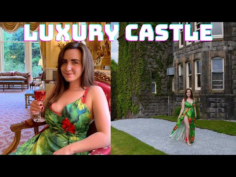 Sleeping in a Scottish Castle | Inverlochy Castle