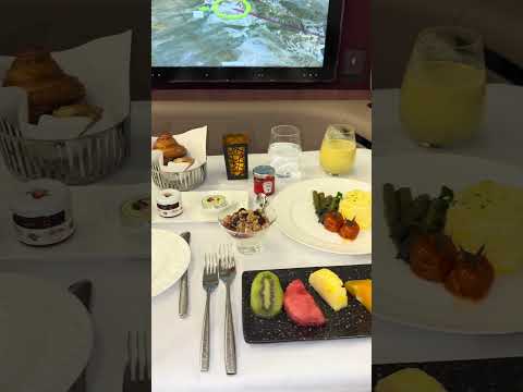 Breakfast is served on Qatar Airways #firstclass