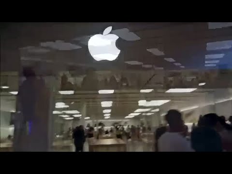 Visiting the Very First APPLE STORE in the US