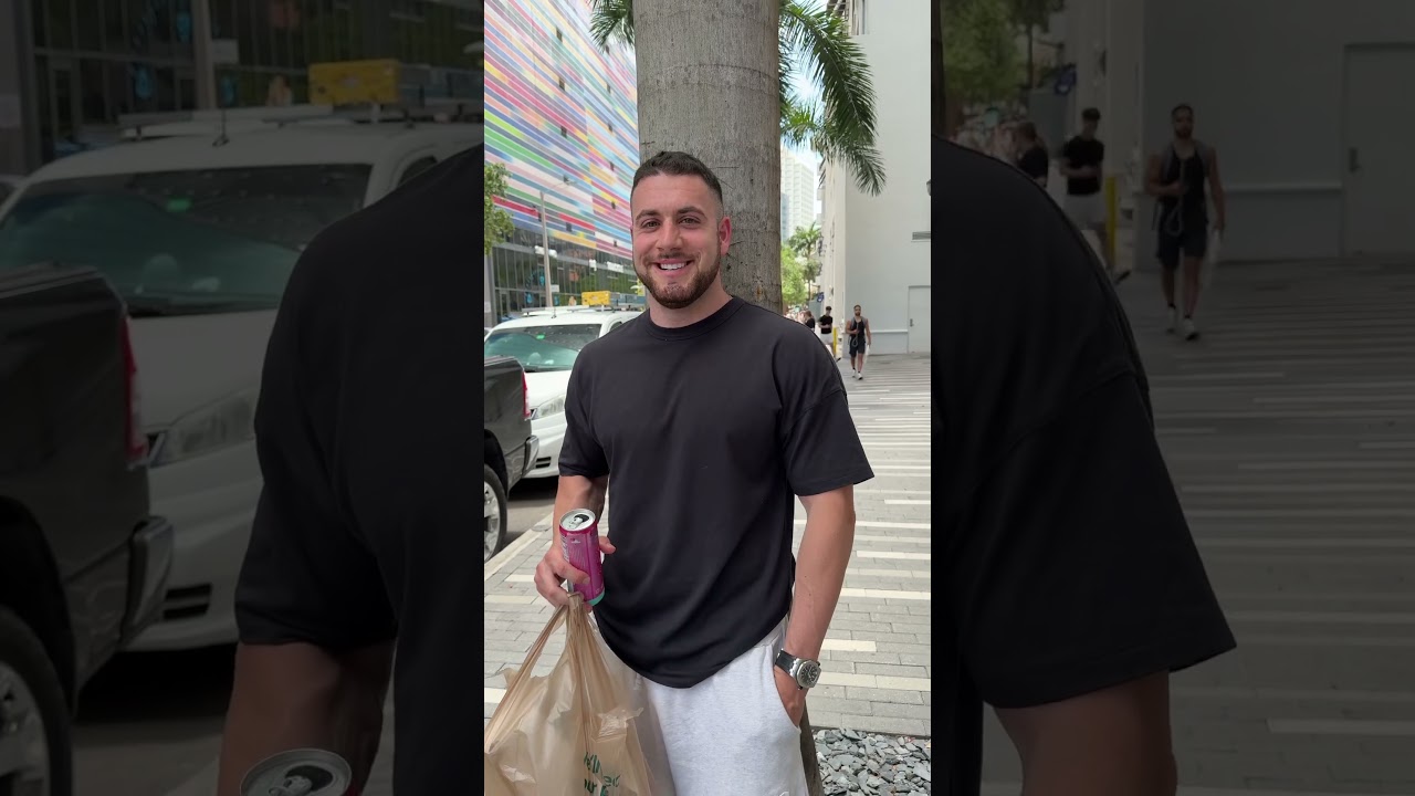 Body hair in public