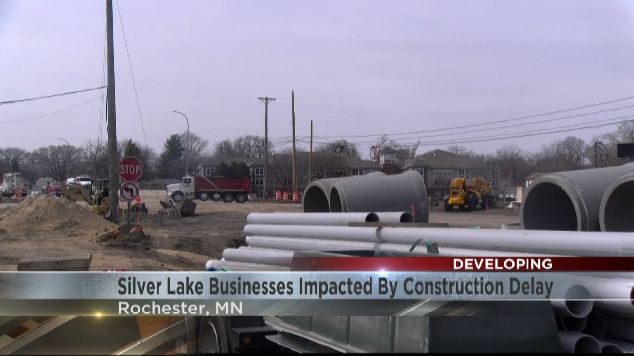Silver Lake Center stores concerned Broadway Ave. construction project may impact businesses