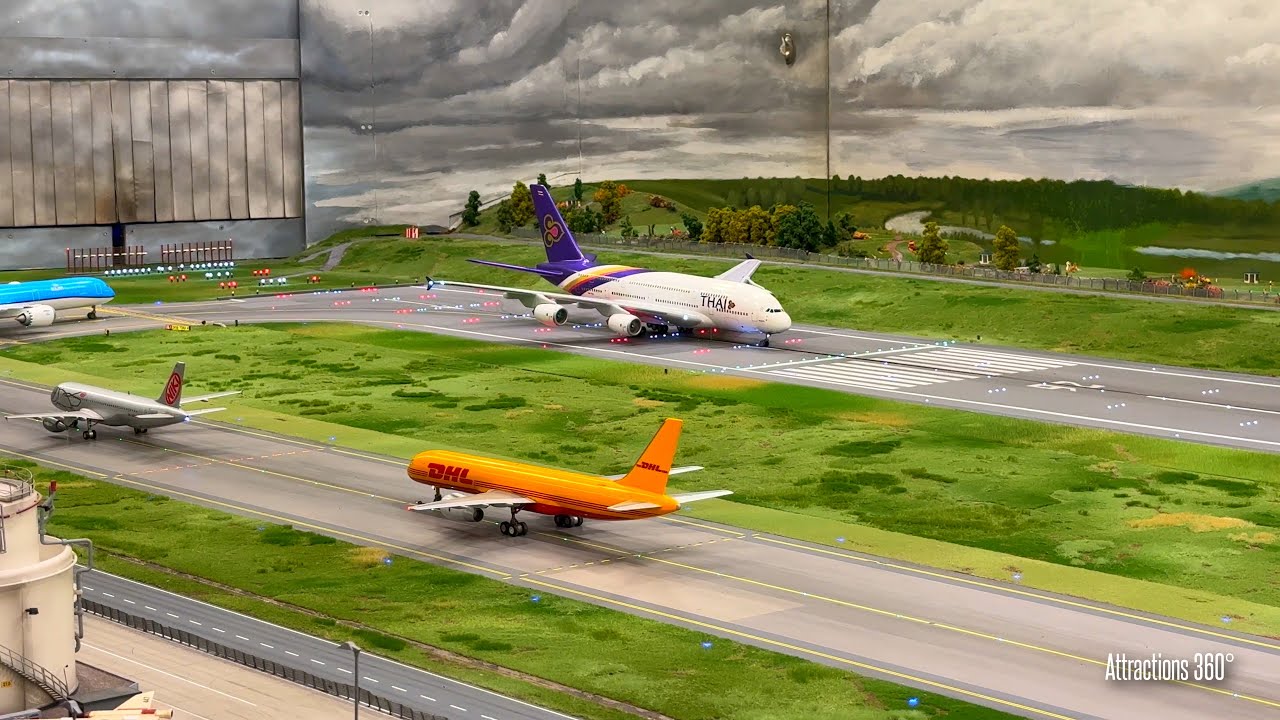 Miniature Planes Take Off & Land | Plane Spotting at Miniatur Wunderland | INCREDIBLE DETAILS!