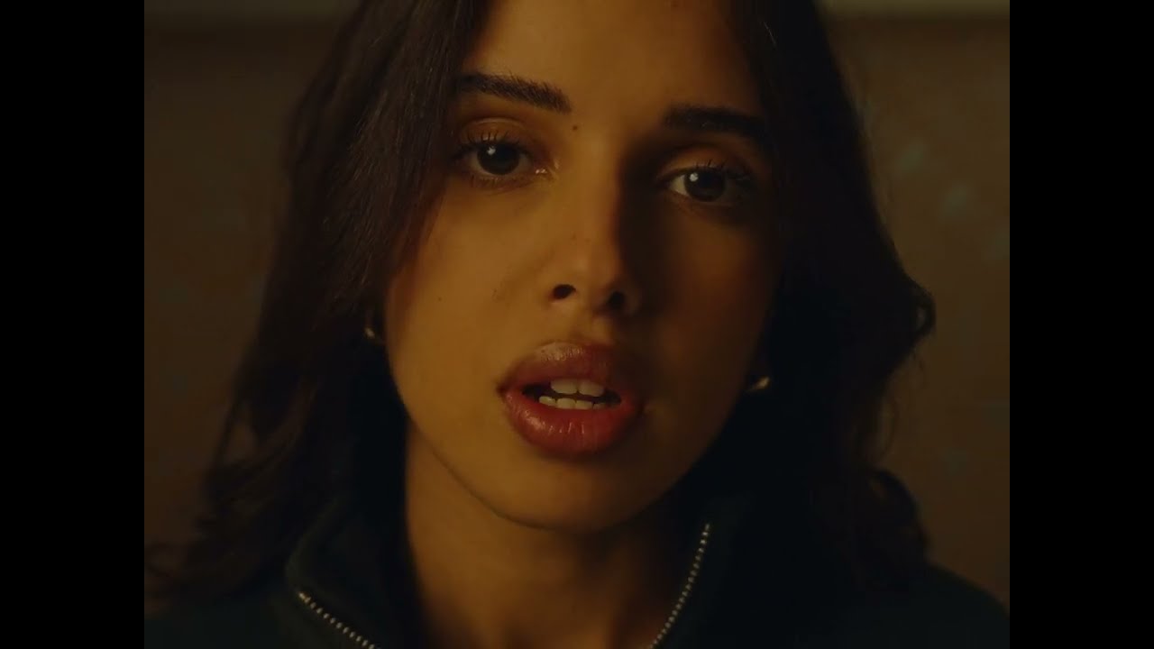 Lyrics & Translations of LAYLI by Assia | Popnable