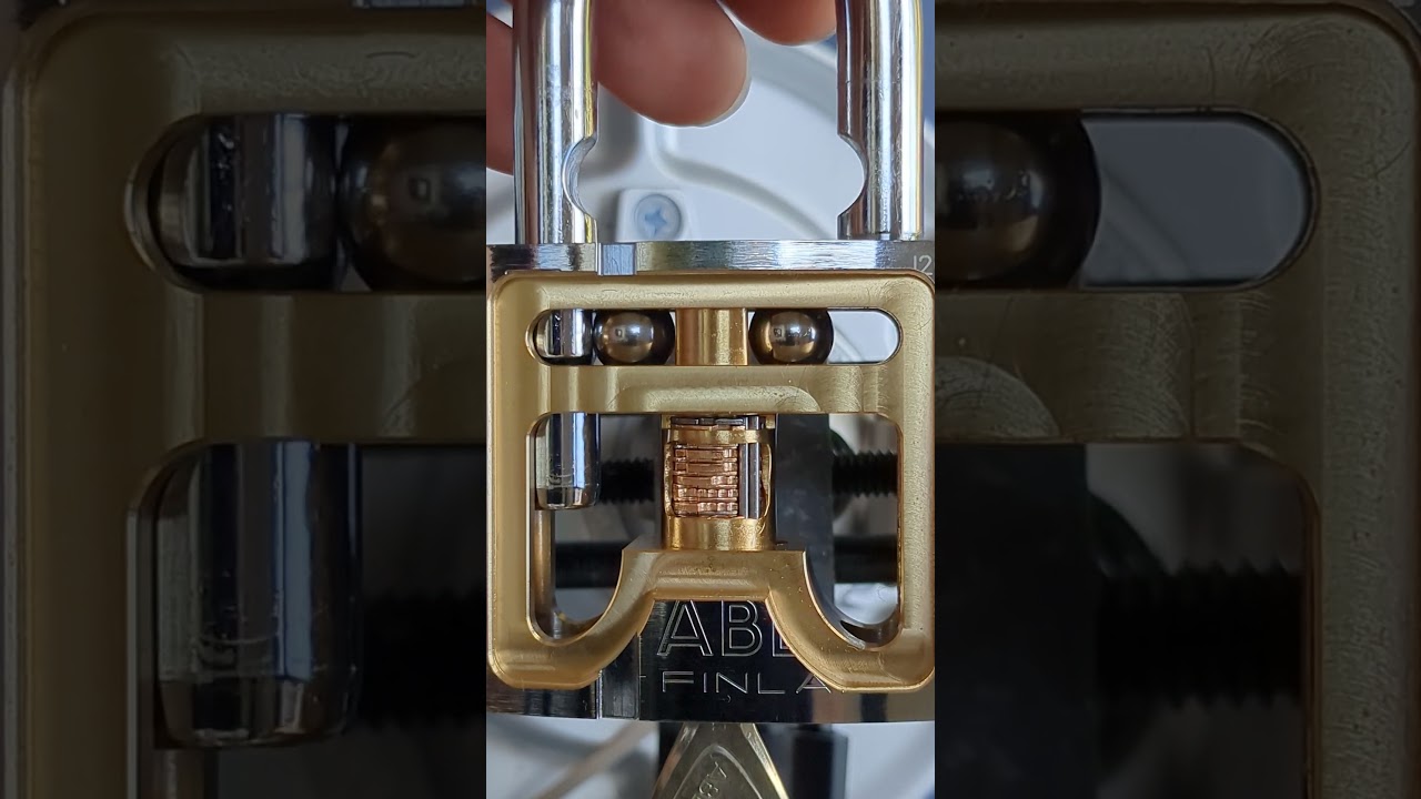 Beautiful Abloy Protec² Cutaway from @lockskipper