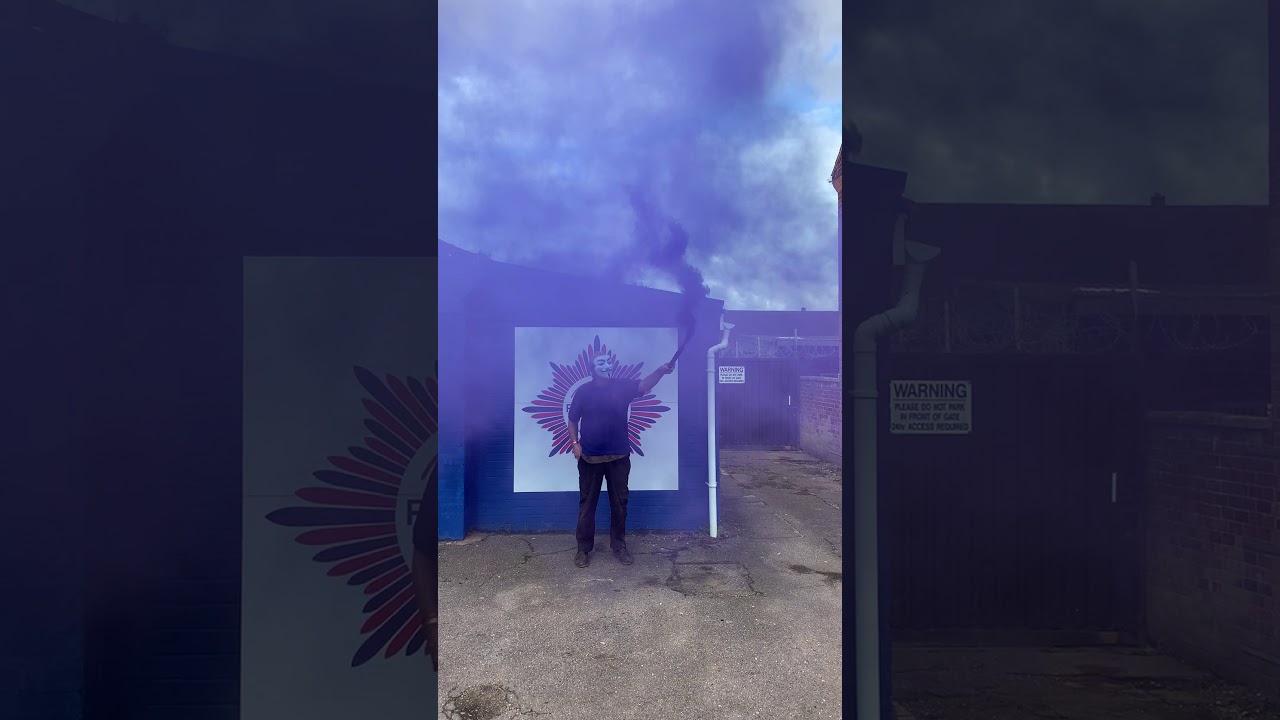 Purple Handheld Coloured Smoke | Trafalgar Fireworks