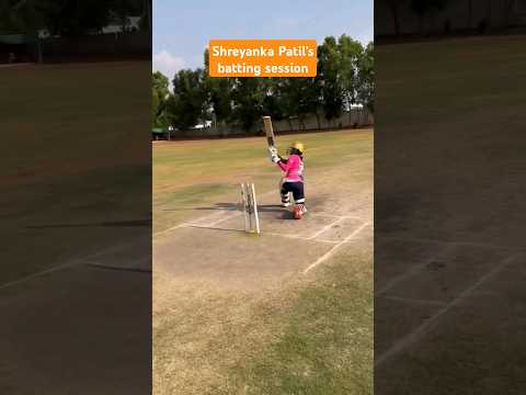 40 Seconds of Shreyanka Patil's batting strokes ❤️🔥 #ytshorts