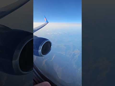 Flying over Austria en route to Crete with Jet2 Holidays Boeing 737-8R2 G-JZDA #shorts