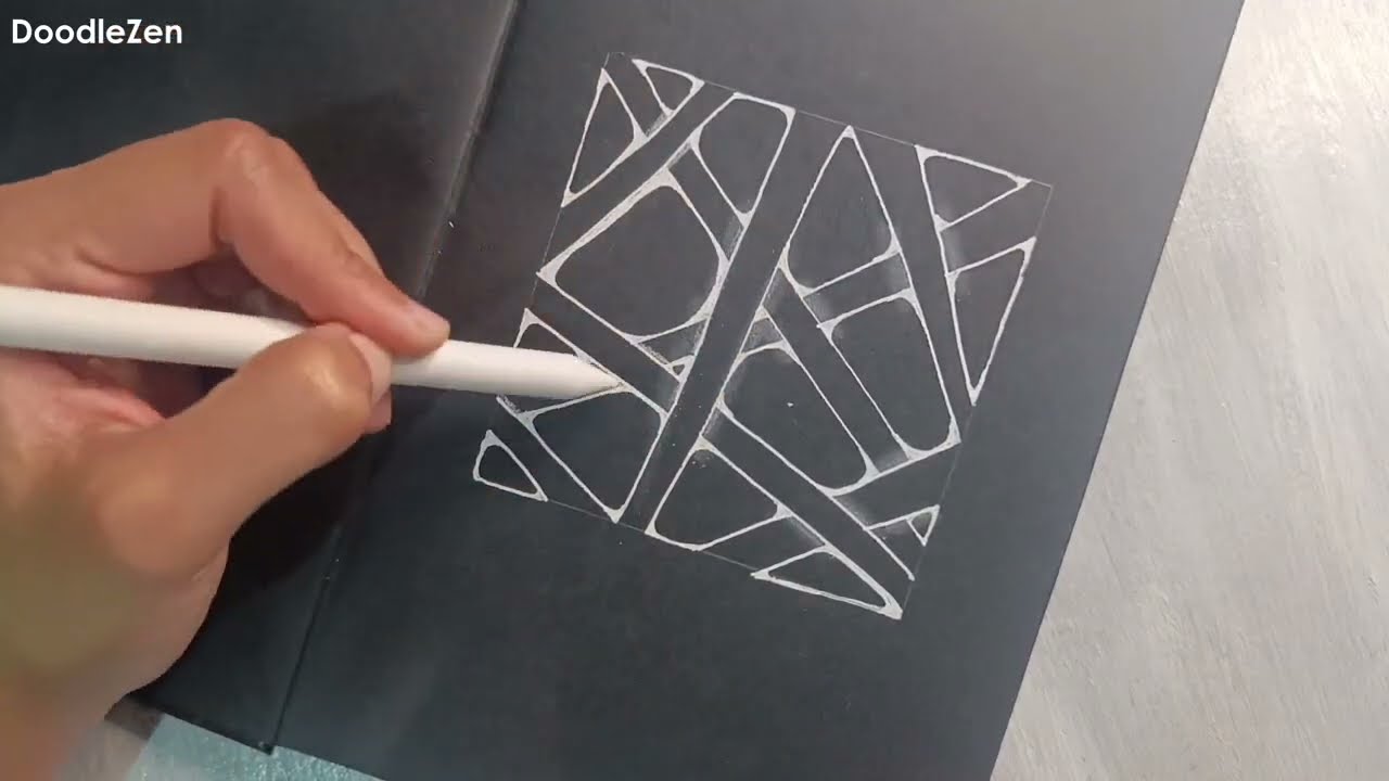 Black Paper Zentangle || Hollibaugh Zentangle Pattern Variation