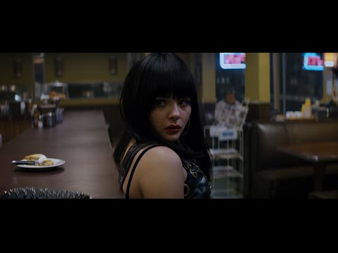 Robert met Alina | The Equalizer (2014)