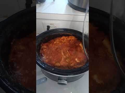crockpot lasagna that I saw on charles parks video shorts on youtube.