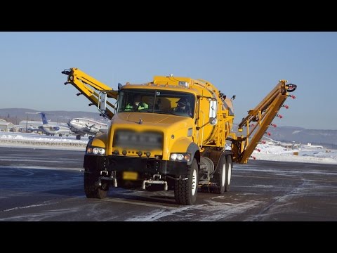 Alaskan Airports Need This 100-Foot-Wide De-Icing Truck