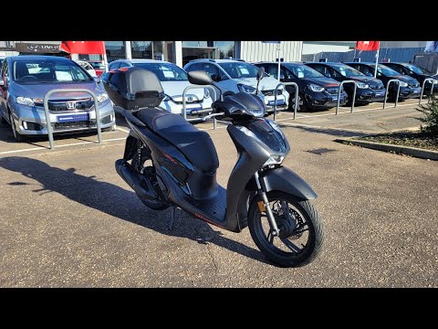 2024 HONDA SH125I + SMART TOP BOX - MATTE COAL BLACK METALLIC SPORT