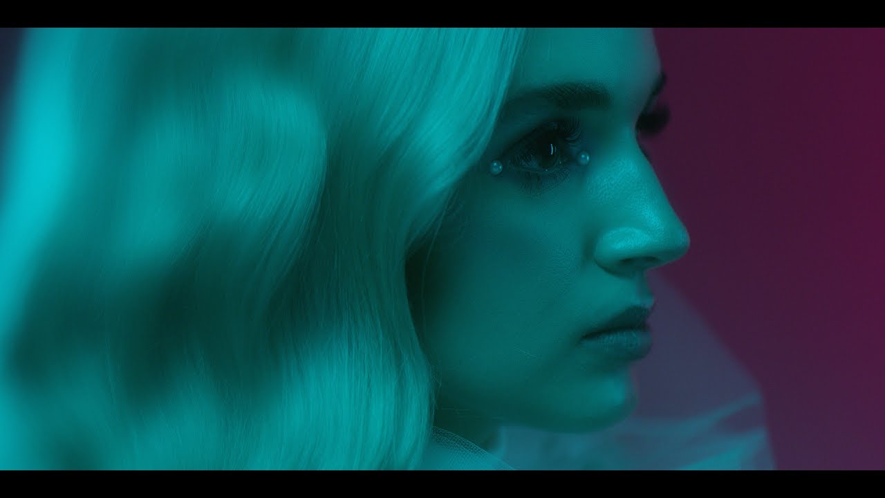 Poppy - Interweb (Vidéo Officielle)
