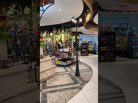 Shopping in Prague International Airport #praha #prg #terminal2 #redesign #interior #travel #enjoy