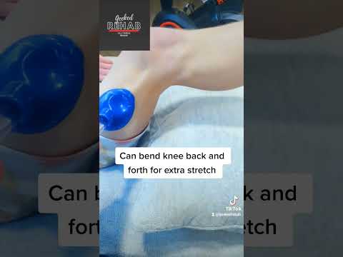Why haven't you tried this! Easy IT band treatment 🤯🔥 #fascia #legpain #runner #athlete