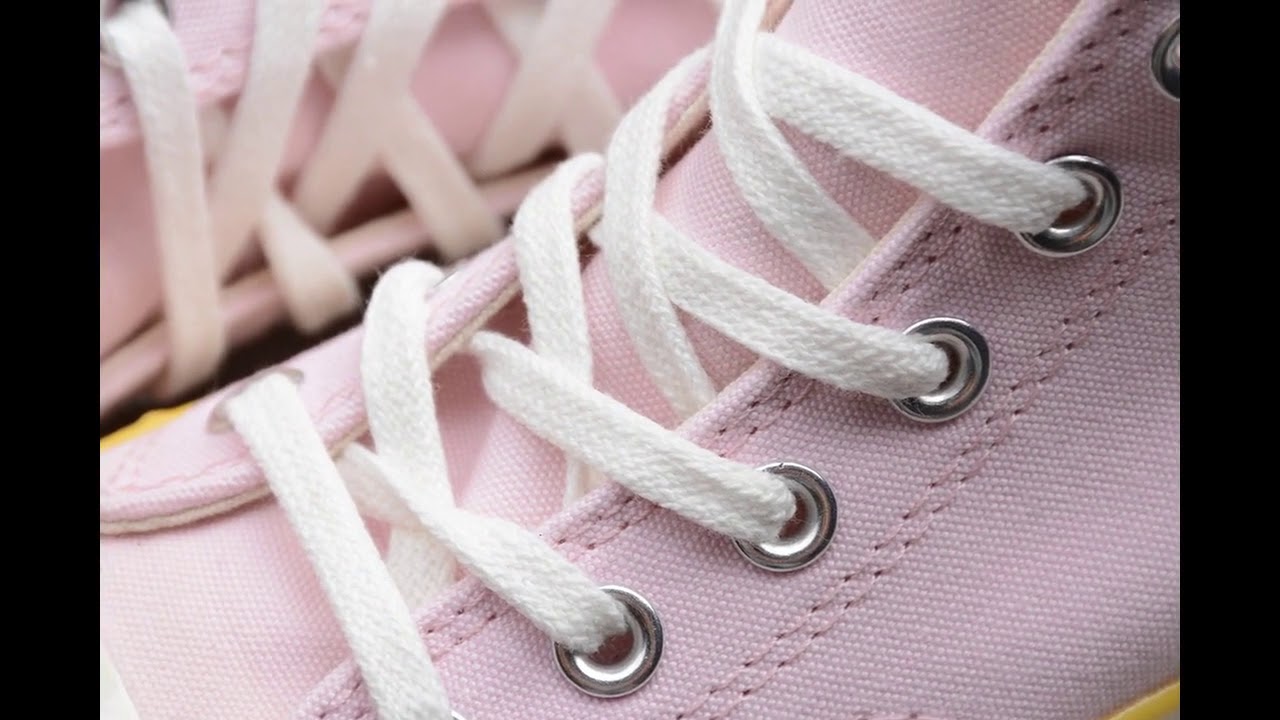 Converse's bold and fresh denim blue color is full of summer vitality