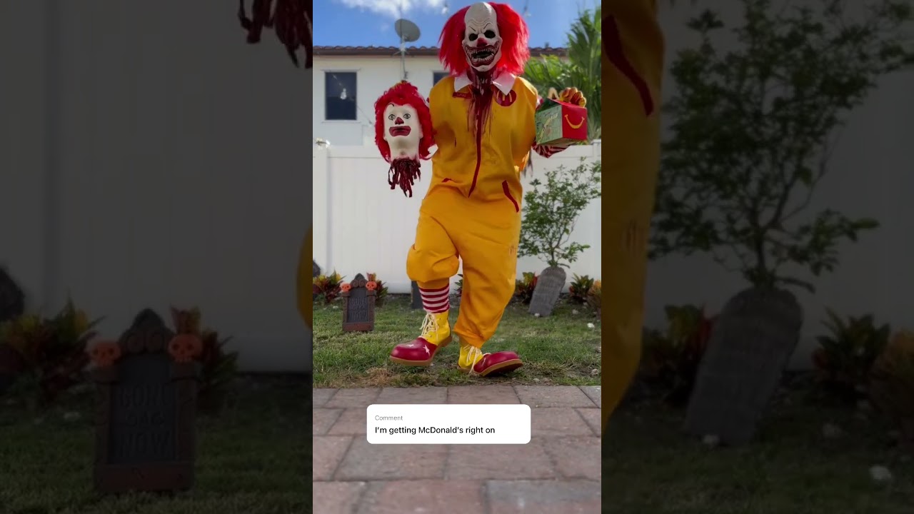 Creepy clown Ronald McDonald does it again! 👀 what’s your usual order? 🫣
