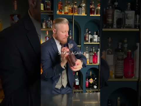 The perfect Whiskey Sour Cocktail #shorts #cocktail #whiskey #asmr