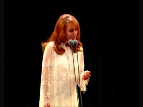 Fairuz, Writing your name my darling.. فيروز بكتب أسمك ياحبيبي