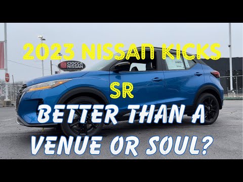 2023 Nissan Kicks SR