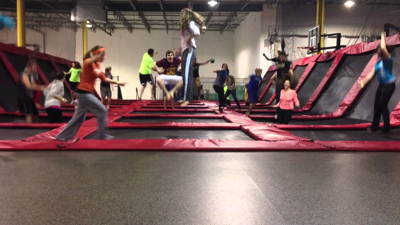 Harlem Shake (Trampoline Edition)