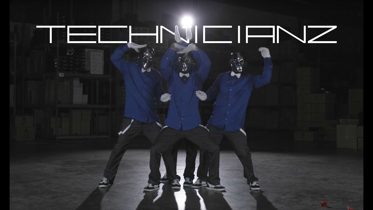 AMAZING ROBOT DANCE GROUP | TECHNICIANZ