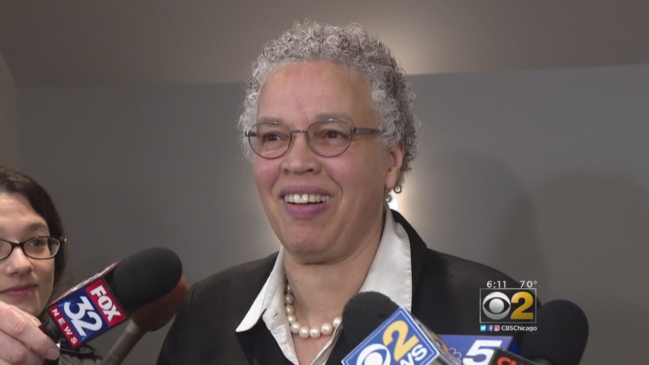 Toni Preckwinkle Close To Joining Chicago Mayoral Race