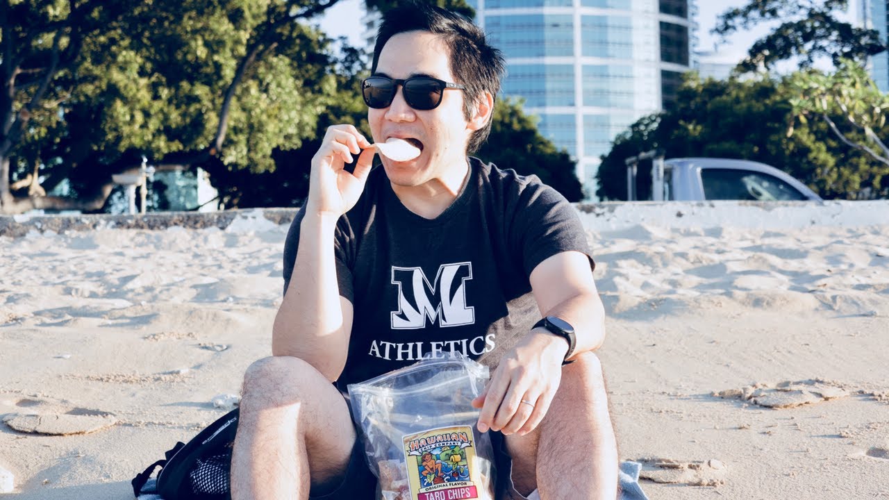 5 BEST HAWAII SNACKS - Salty and Tasty