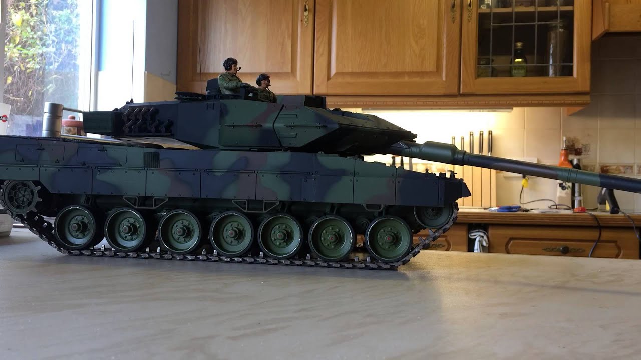 Leopard 2a6 servo turret rotation.