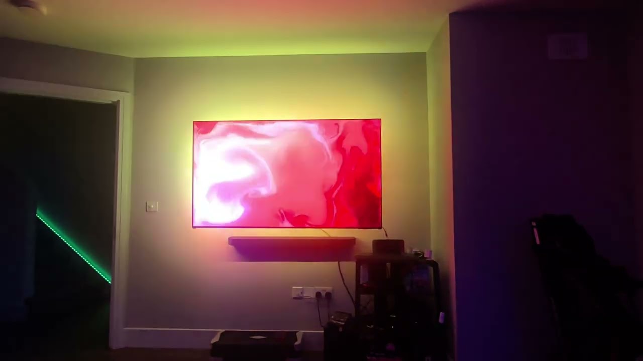 Hyper HDR, playing 