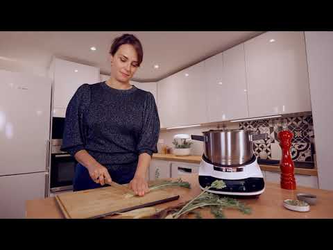 Julia Vignali et Cookit : Recette du millefeuille de légumes, burrata et graines de courges