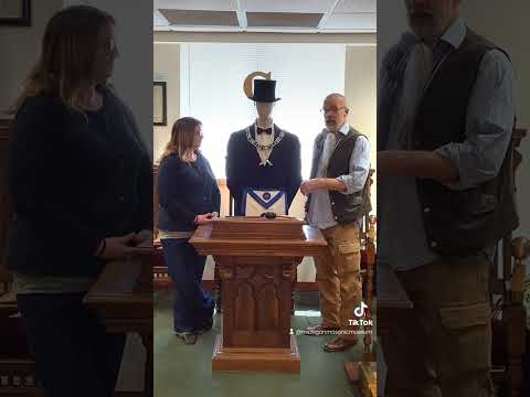 Grand Master vs Worshipful Master