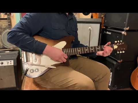 Kay Vanguard III - ranked #1342 in Solid Body Electric Guitars | Equipboard