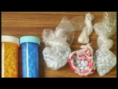 Oxycodone, “Molly” pills found during traffic stop