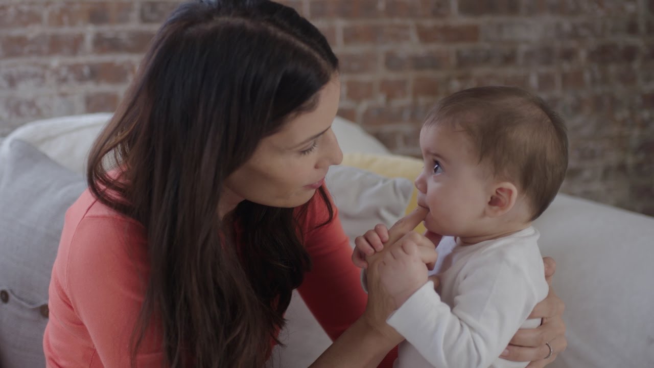 When do Babies Start Teething?  | TYLENOL®