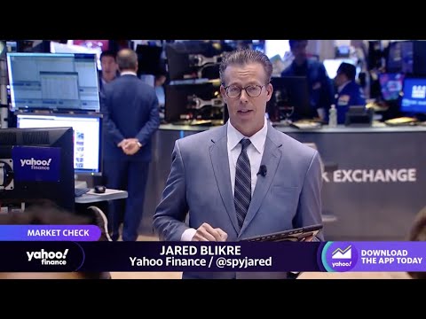 Stocks trend lower amid Wall Street bullish forecast