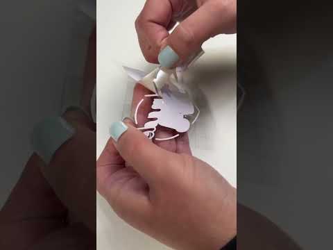 Cricut beginner vinyl tips: how to do reverse weeding #cricut #cricutvinyl