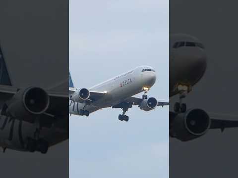 DELTA SKYTEAM LANDING✈️ #newvideo #aviation #youtubeshorts #planespotting #subscribe #shorts #delta