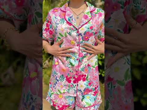 Floral Satin Pajama Set For Women - SheShow.com #fashion #pajamaday #pajamas #flowers #giftideas