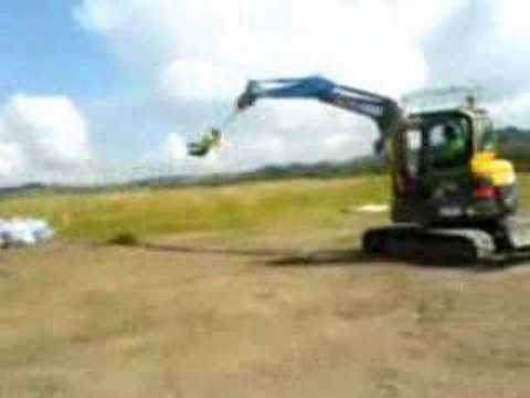 construction dudes getting goofy | Toolbelttim's Blog