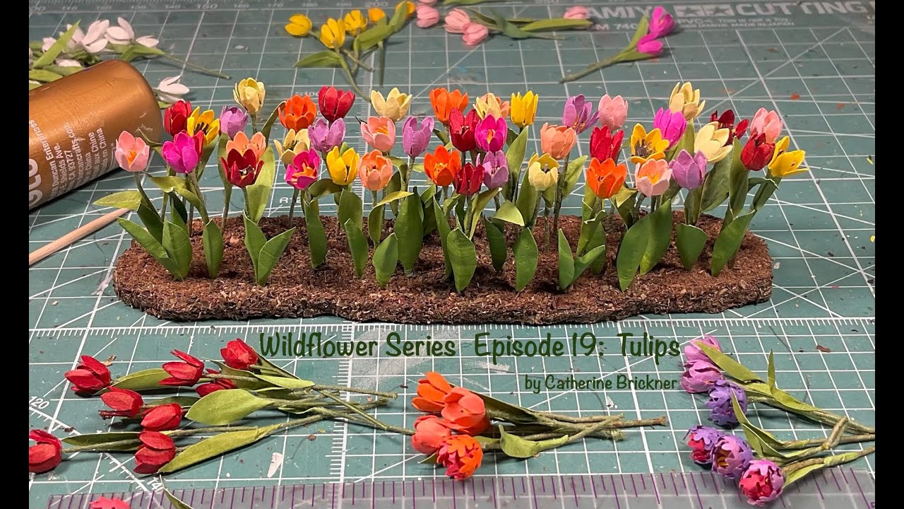 Miniature Tulips a DIY easy project in 1:12 scale using copy paper & floral wire for display