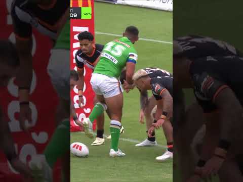 What a pass from Hosking! #WeAreRaiders #NRL #Canberra Raiders