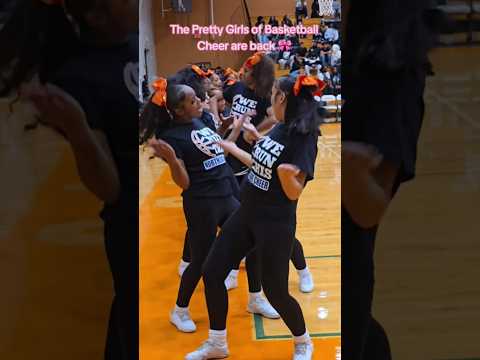 WHO WANT THE SMOKE 🧡💙 #cheer #cheerleading #highschoolbasketball #shorts