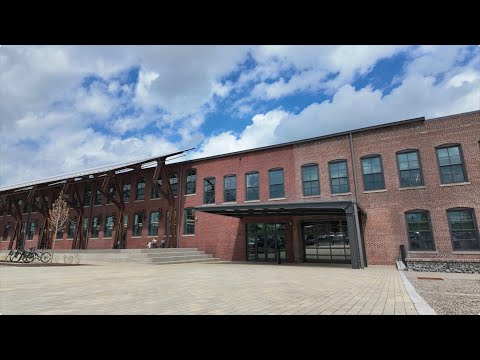 UK Landscape Architecture: Explore its New Campus Home for Creativity and College Collaboration