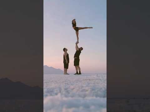 SALT FLAT STUNTING😍 #saltflats #stunting #utah #cheer #views #stunt #acro #crazy #salt #espresso