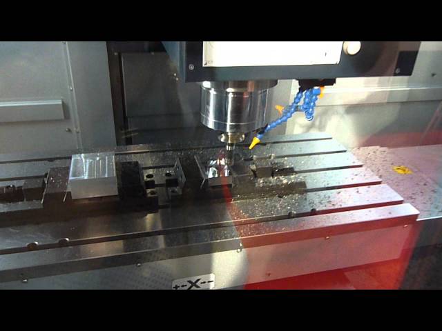 VERTICAL MACHINING CENTER - Pinnacle LV 105 Vertical Machining Center ...