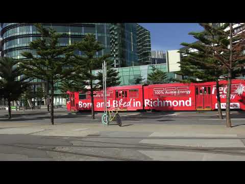 Red Energy tram B 2068 Docklands
