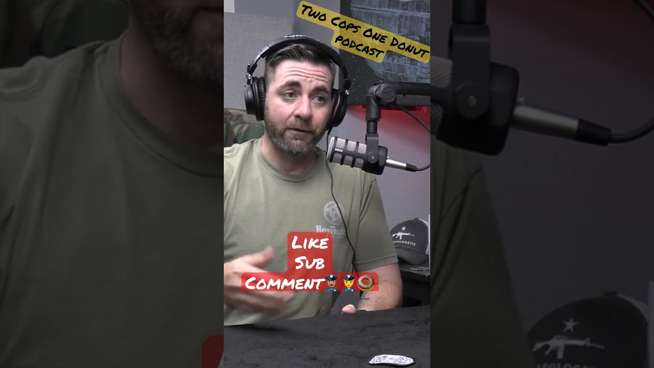 Should cops have college degrees? #police #education #smart #podcast